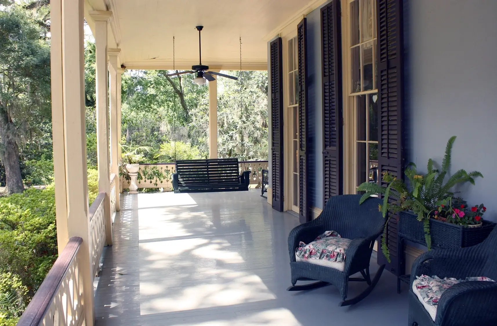 6 Ways to Update Your Front Porch for Spring - Home Inspectors Of Columbus